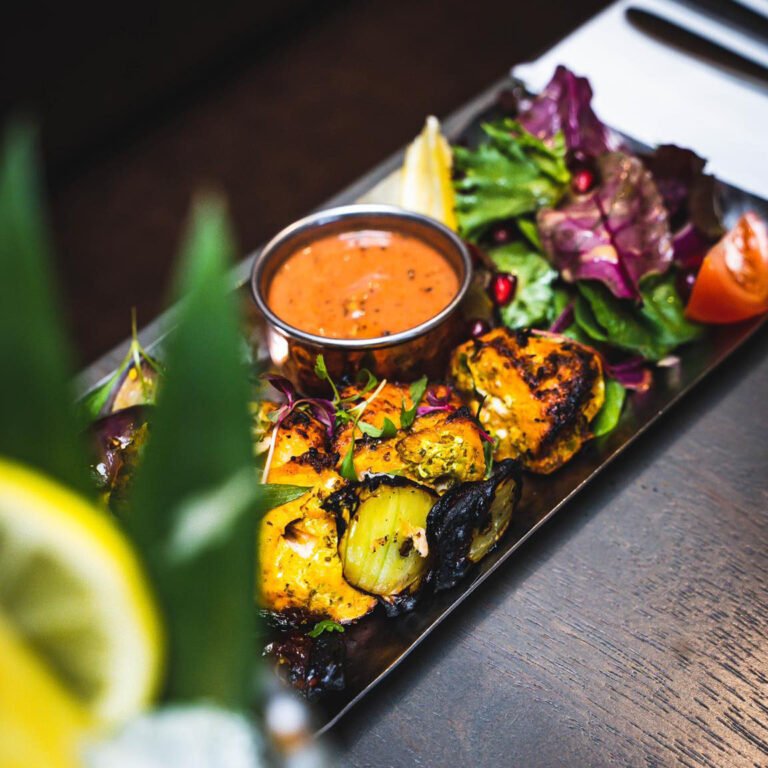 Taj Bar & Kitchen